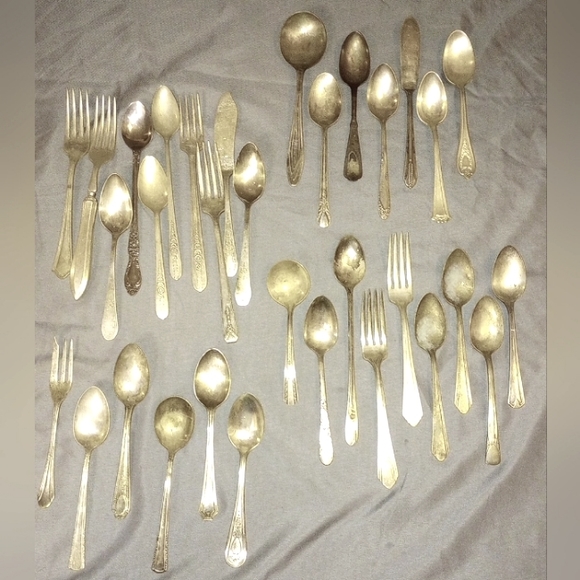 Oneida | Dining | Vintage Silverplate Flatware Mixed Makers Patterns 32 ...